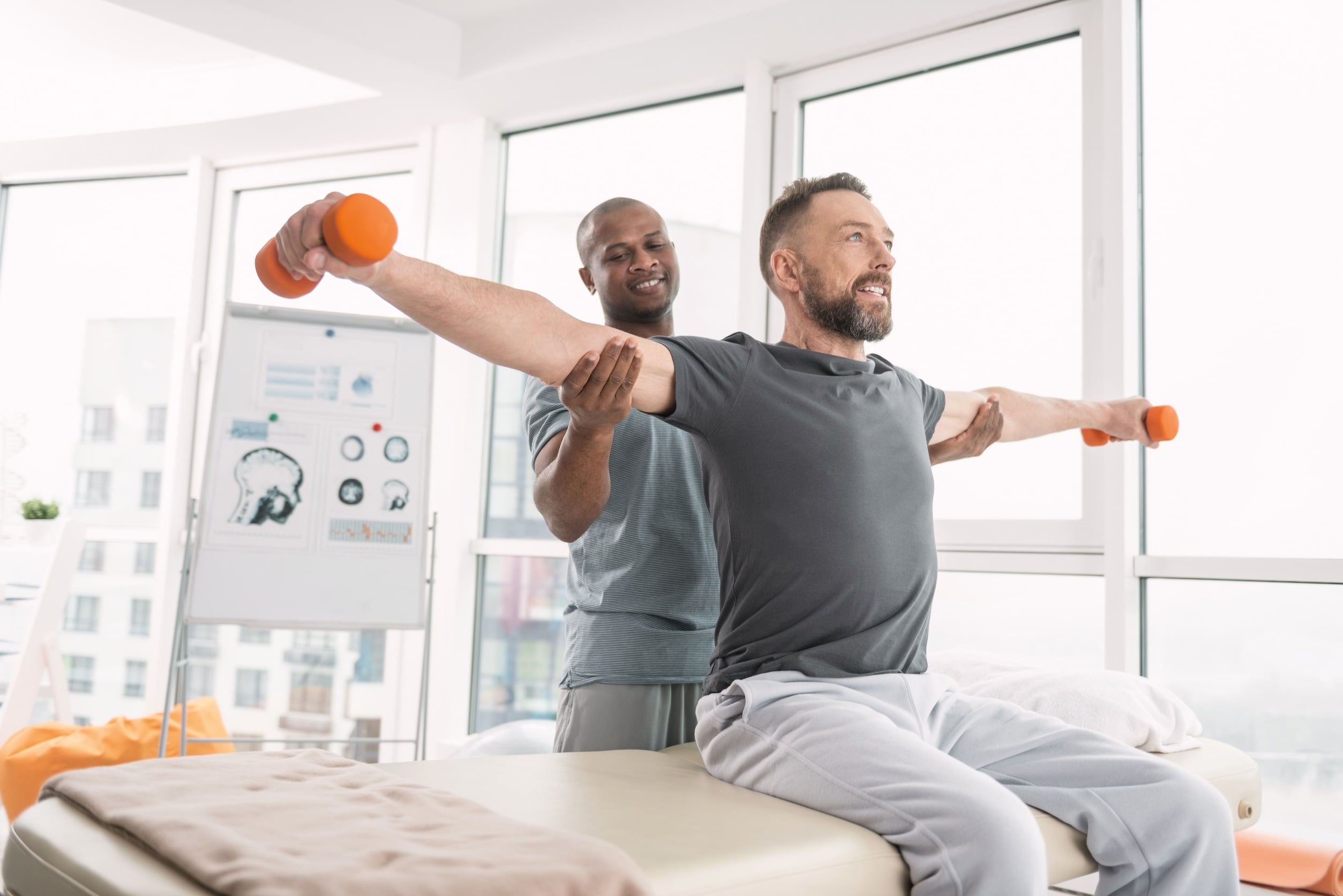 How to Manage Pain After Shoulder Surgery Without Opioids?